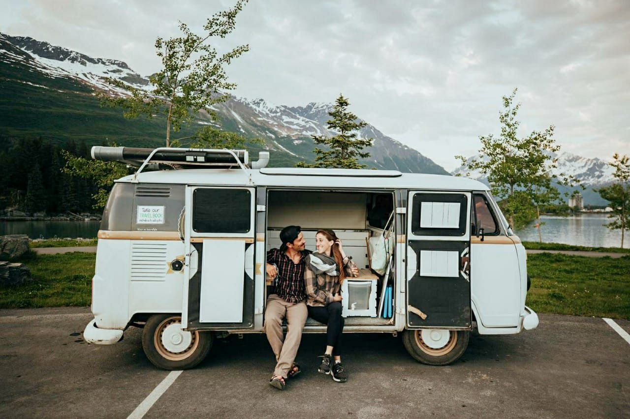Lucho y Belu, la pareja cordobesa que viaja en Kombi por toda América