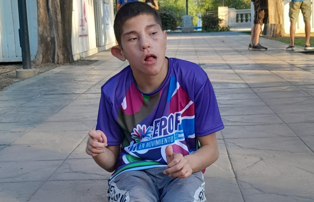 Pedro: El único niño en Argentina con síndrome de Townes Brocke de Novo